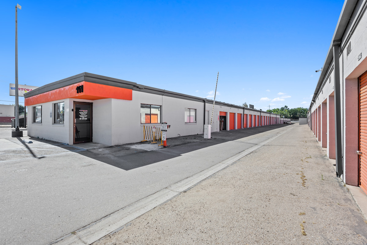 Self Storage Units in Bakersfield | US Storage Centers