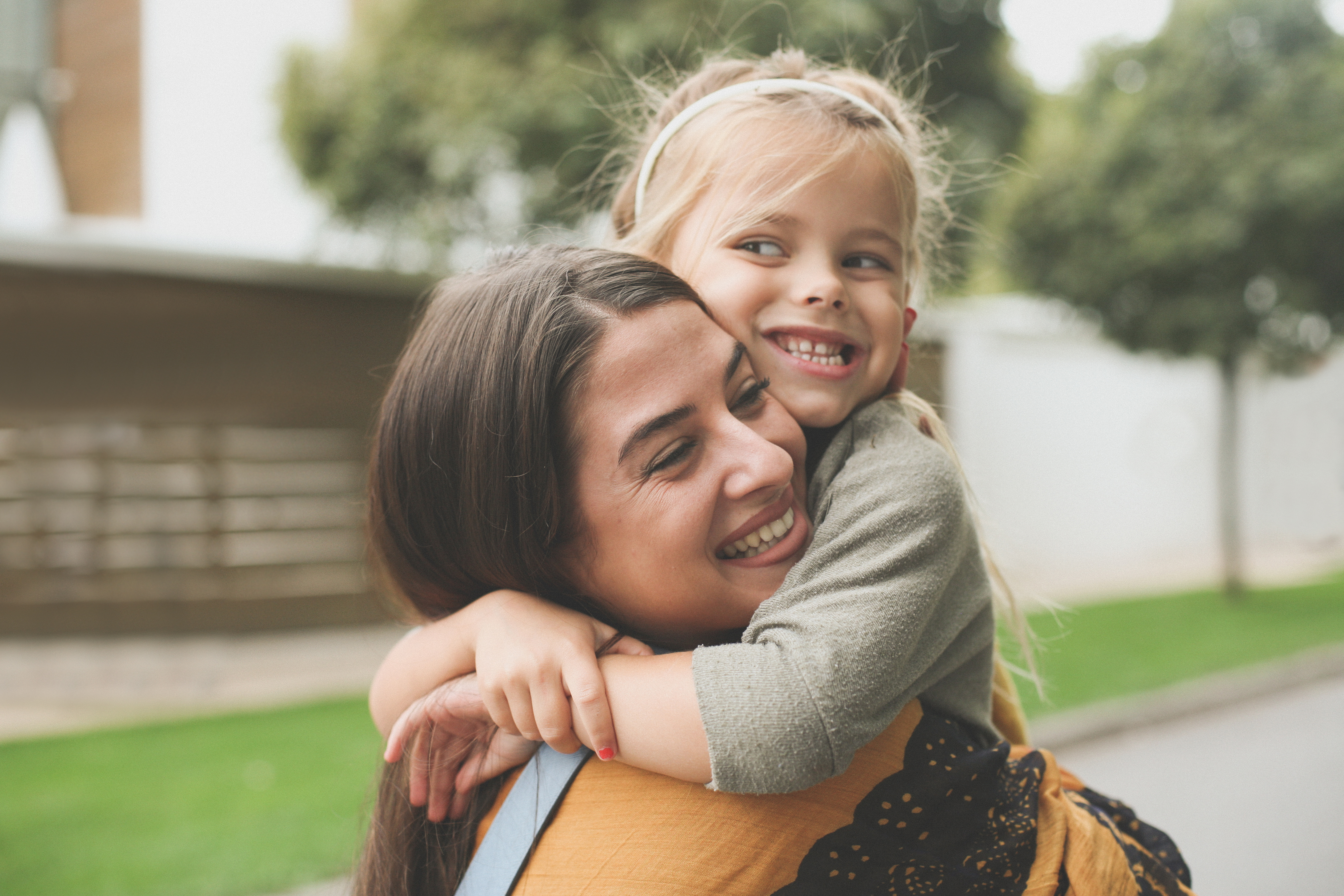 3 Ways Phoenix Storage Helps Single-Parent Families
