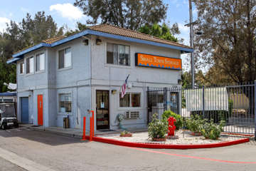 Self Storage Units in Vacaville, CA | Small Town Storage