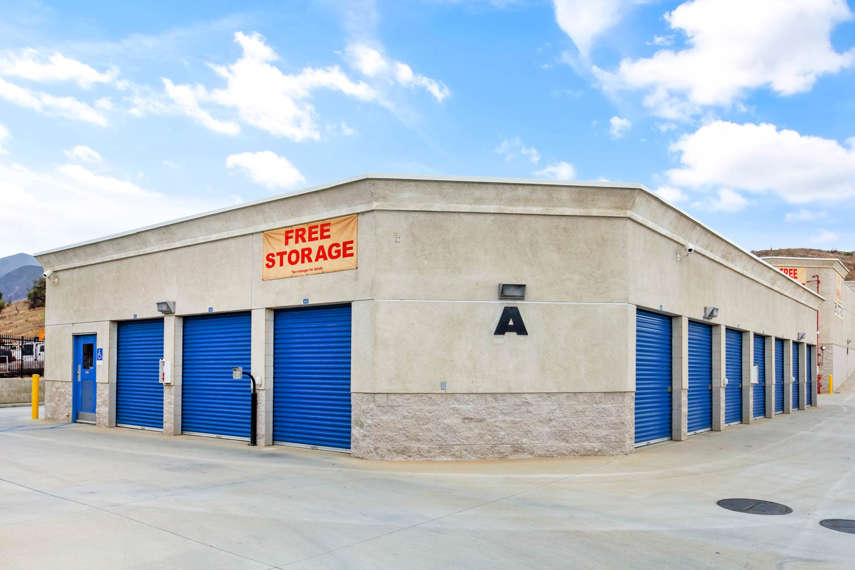 Self Storage Units in Corona, CA | US Storage Centers